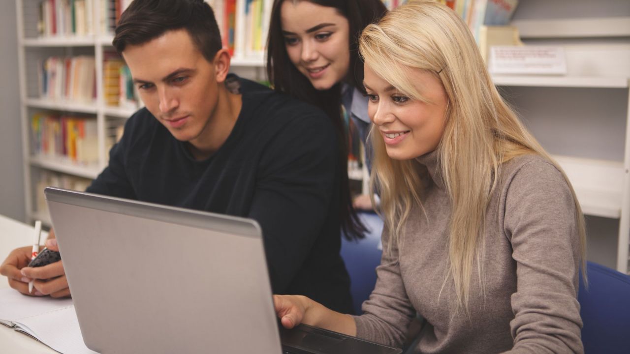 Der Einsatz von LLMs in der Unterrichtsplanung und ihre Grenzen
